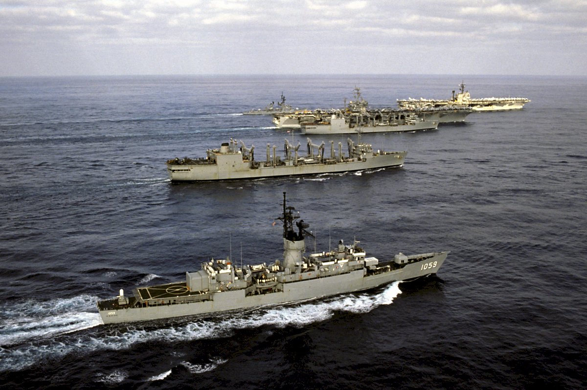 PHOTO OF THE MONTH USS W S SIMS DE FF 1059 photo-of-the-month-uss-w-s-sims-de-ff-1059